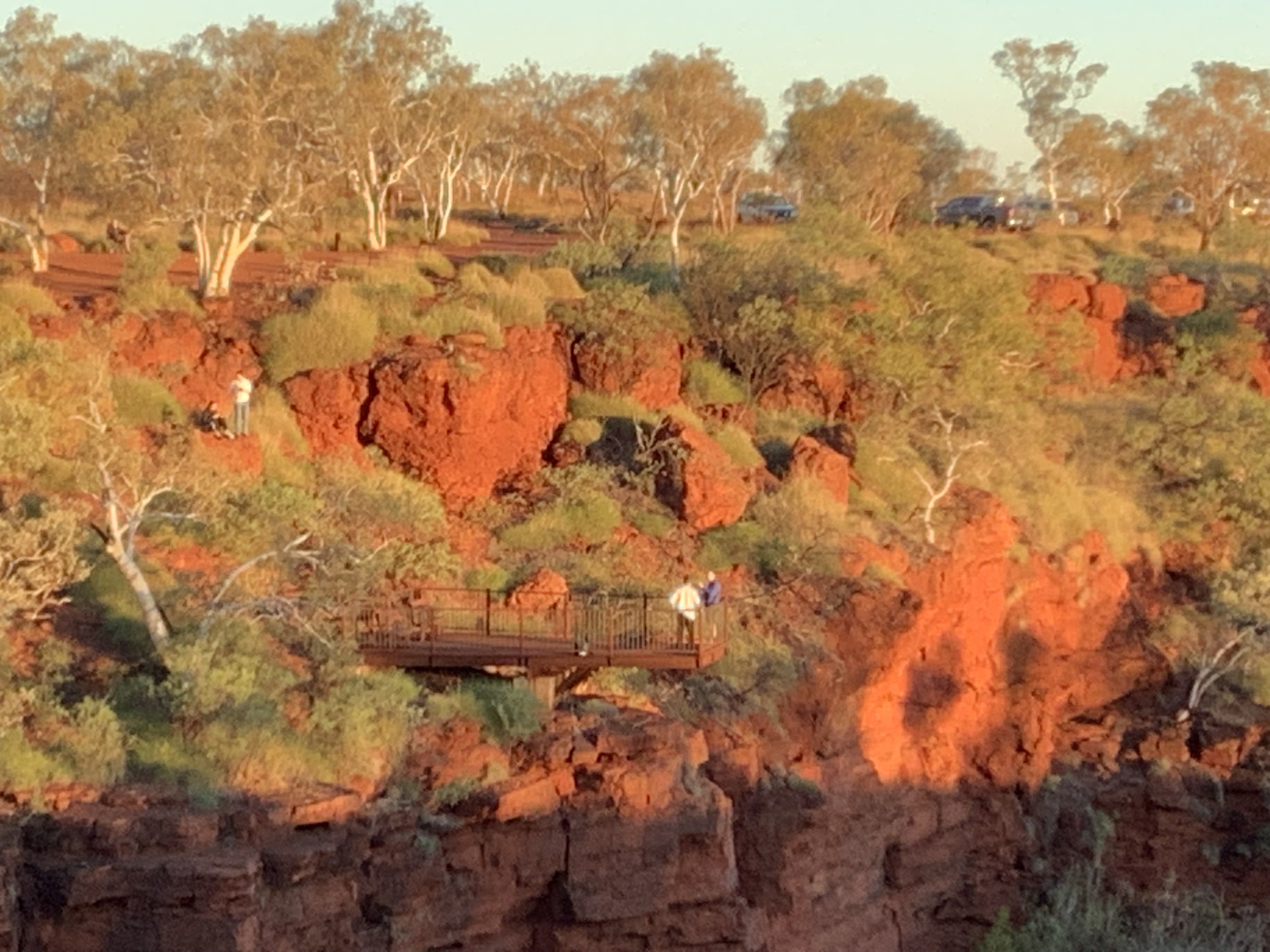 Inside Karijini: a perfect drive through an ancient land – Reading the Road